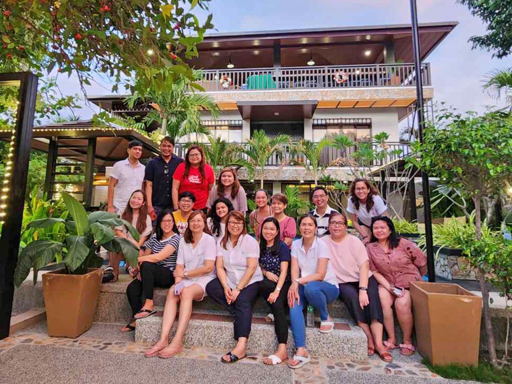 Jollibee Group Develops Women to Become Leaders in Their Field - JFC I ...